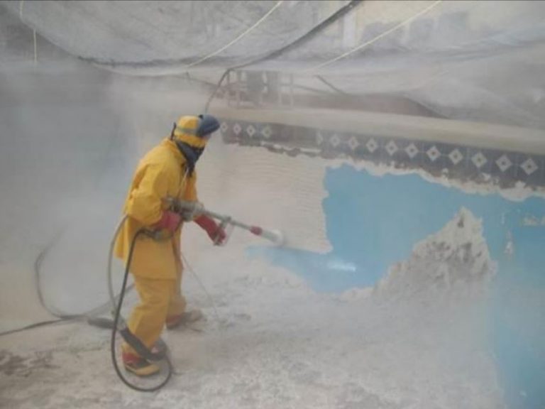 Hydroblasting For Swimming Pool | Alan Smith Pools