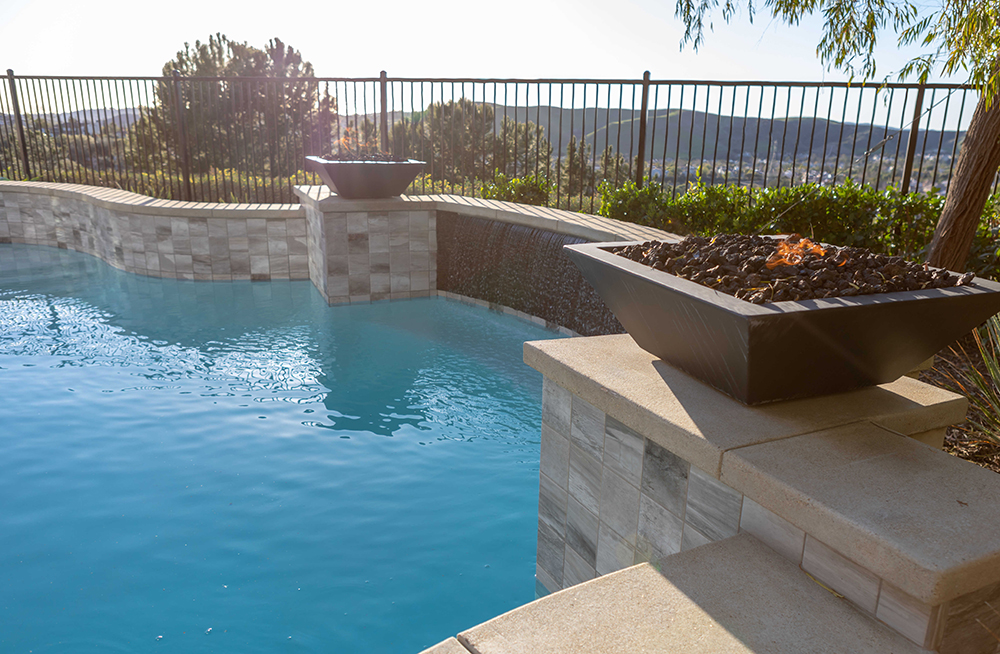 White Plaster & Quartz - Alan Smith Pool Plastering & Remodeling